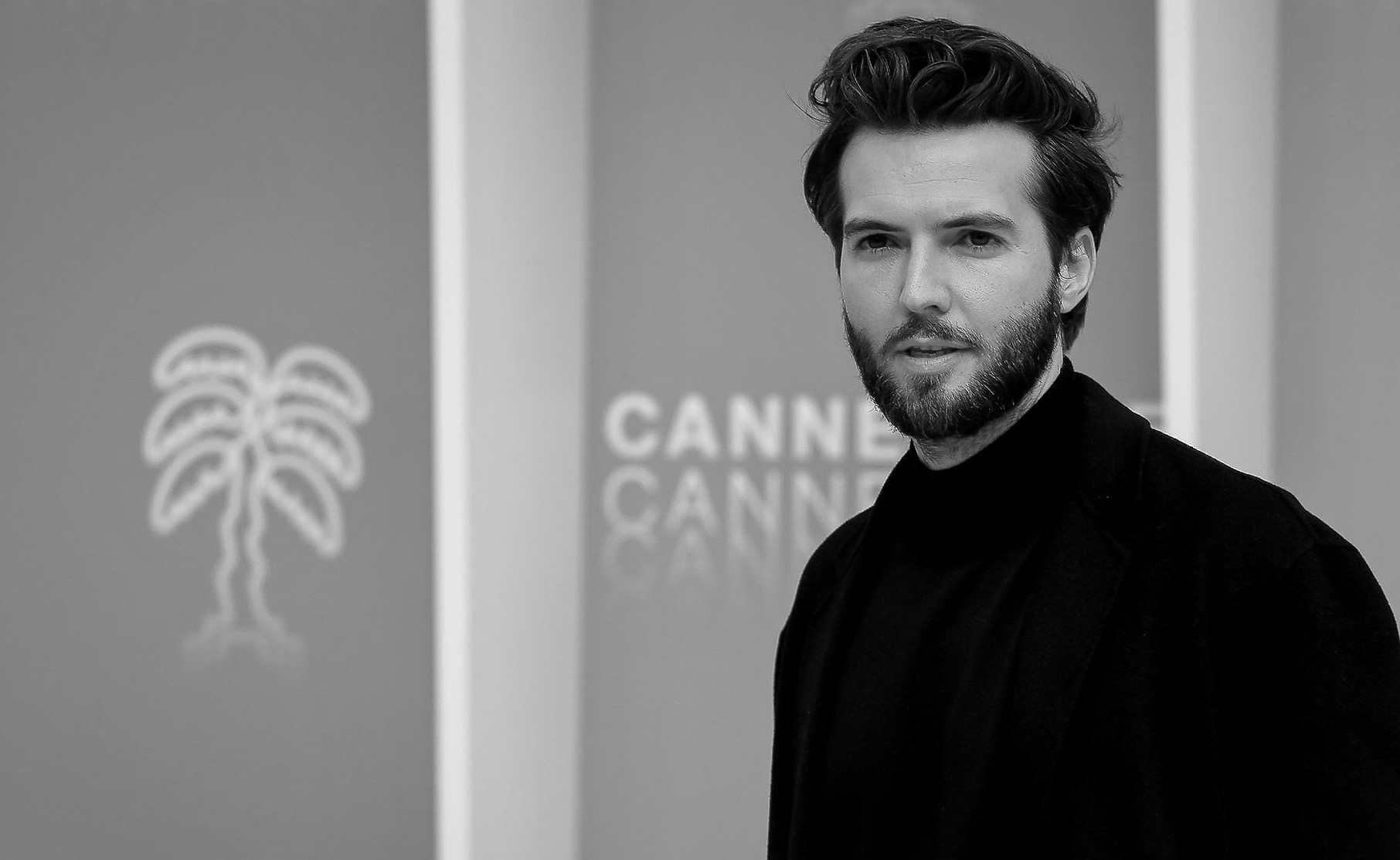 Guy Burnet Official Website